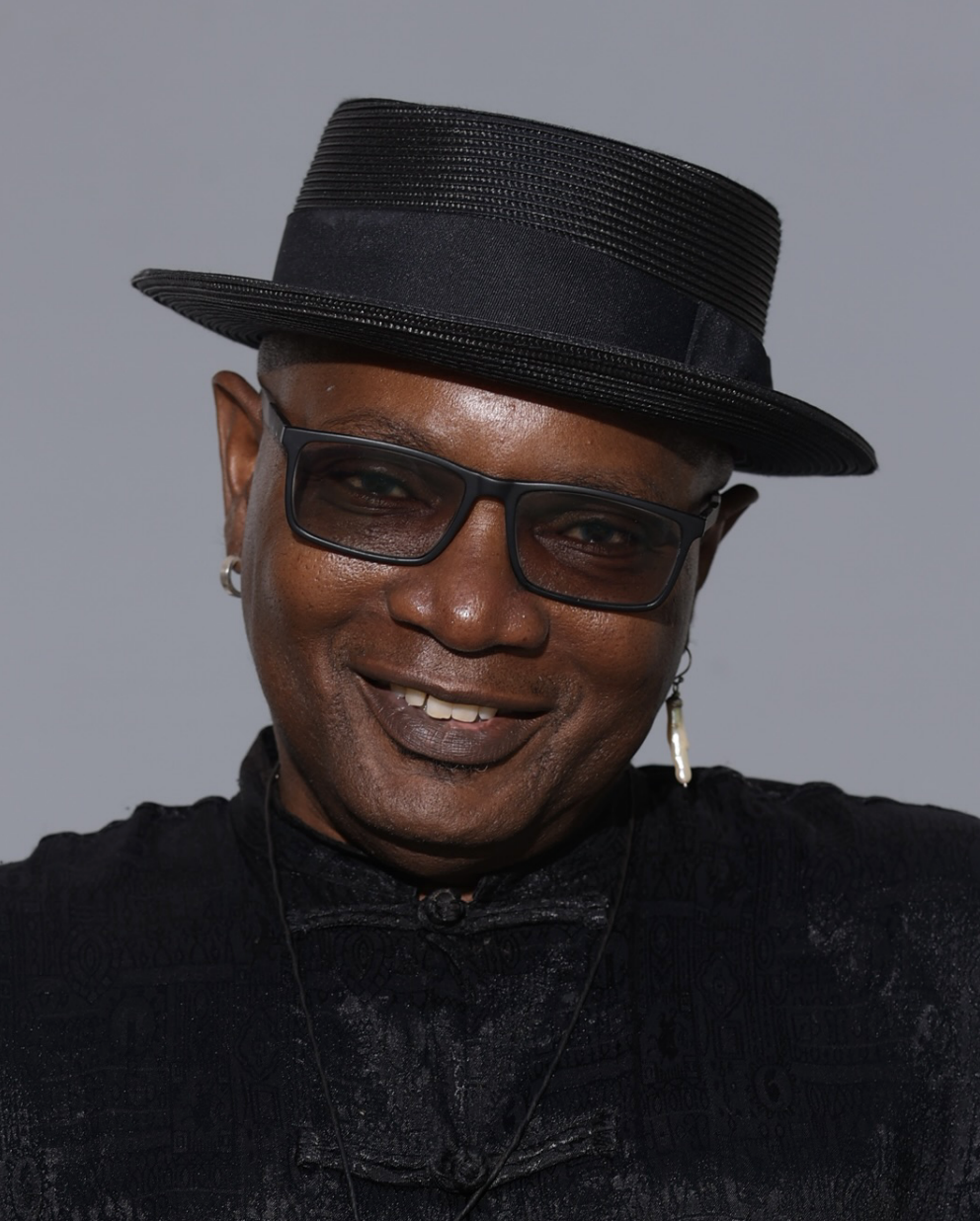 Levy Lee Simon | A Noise Within